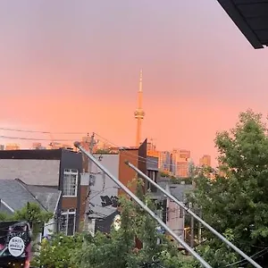 SAMESUN TORONTO HOSTEL